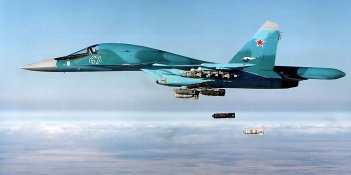 I cacciabombardieri russi Sukhoi Su-24 in azione (VIDEO) - DIFESA E ...