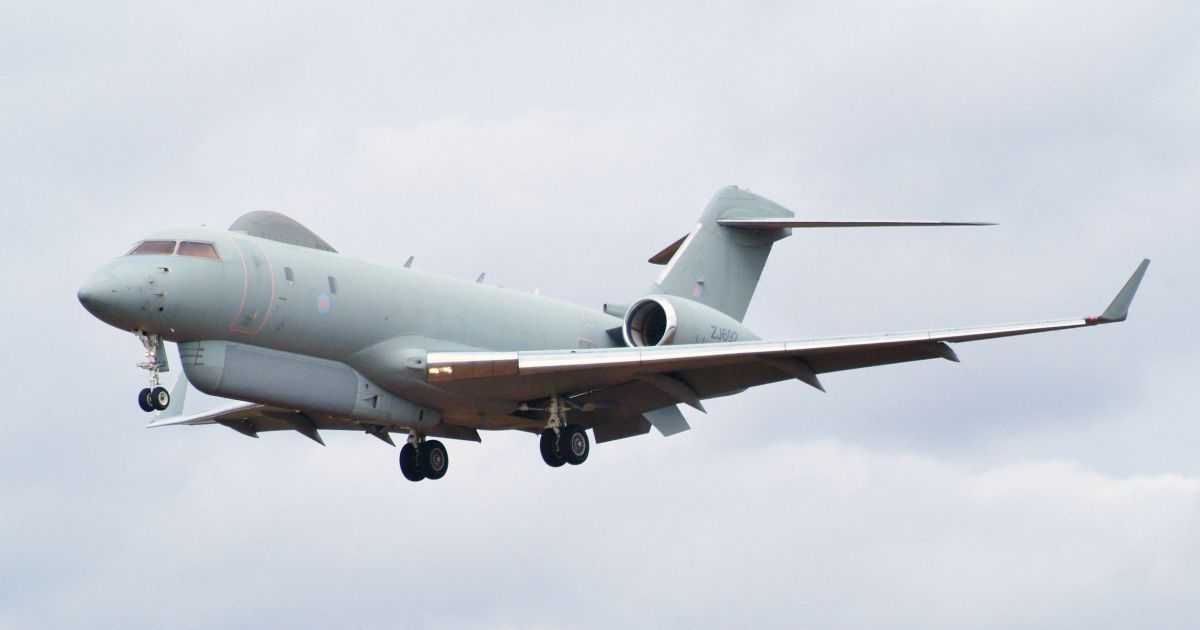 Aerei spia britannici e statunitensi avvistati in Medio Oriente in ...